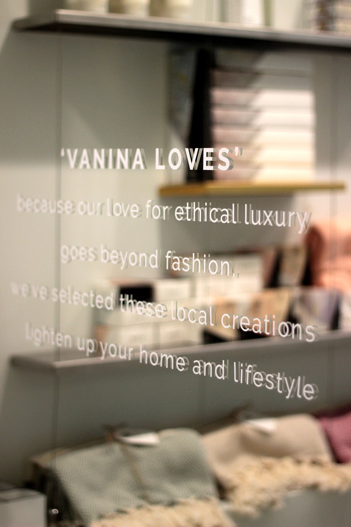 'VANINA LOVES' – vanina